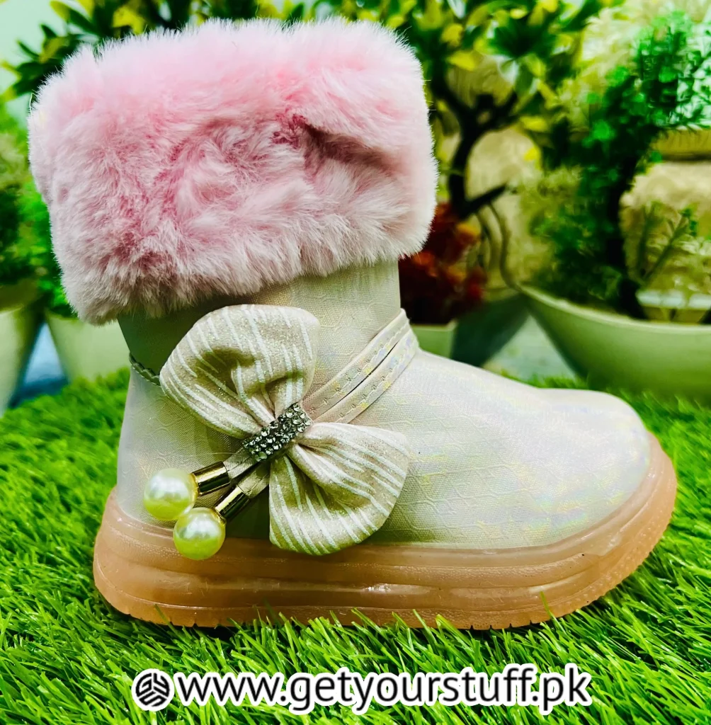 Article # 621 , Pink Long Shoes - Get Your Stuff
